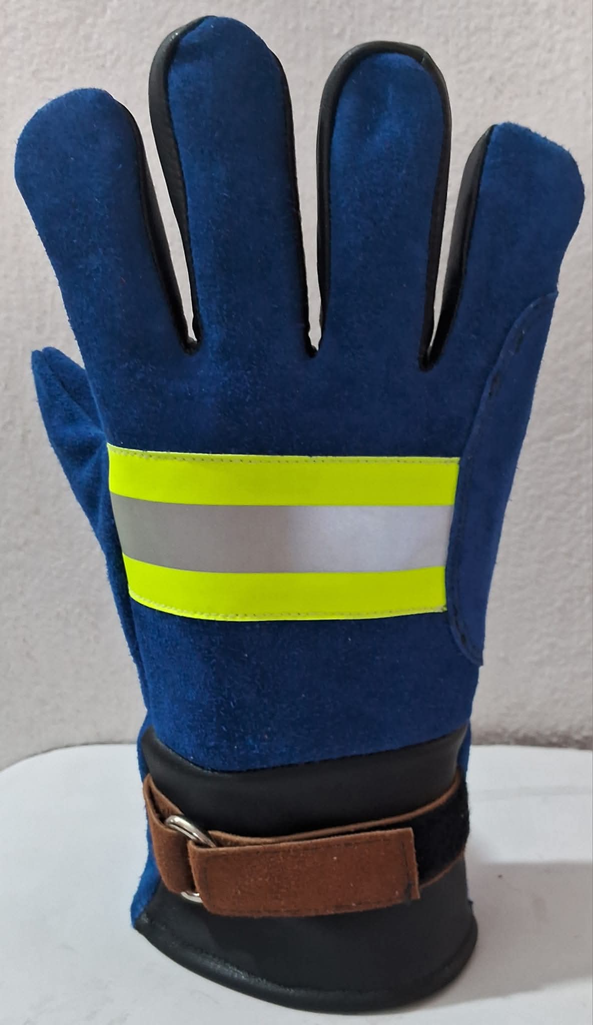 Foundry protective leather gloves. Cut 5 – Safety Creations